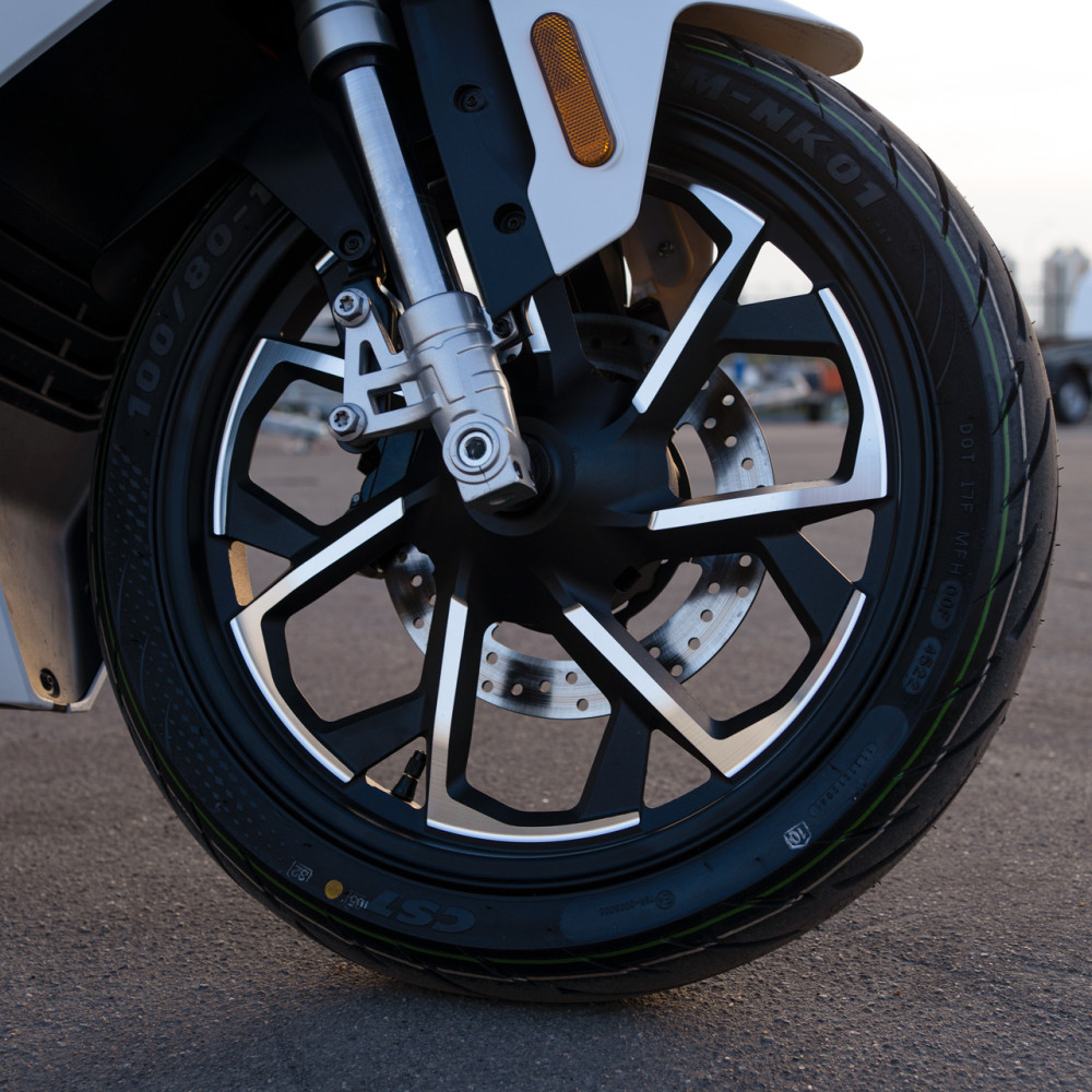 QJ MOTOR RX5000D BLACK купить в Москве - Цена, Характеристики | Магазин EcoMoto